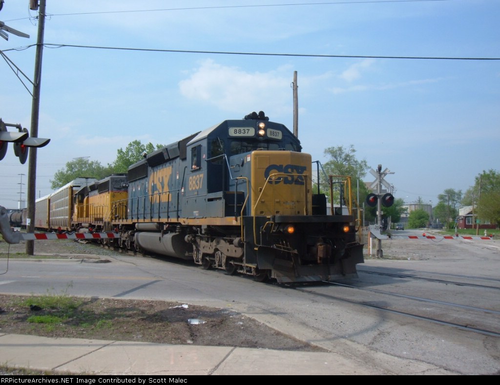 CSX 8837 & HLCX 6234